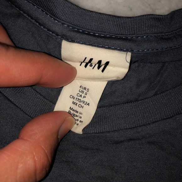 H&M | Shirts | Mens Hm Graphic Tee Sz Small | Poshmark